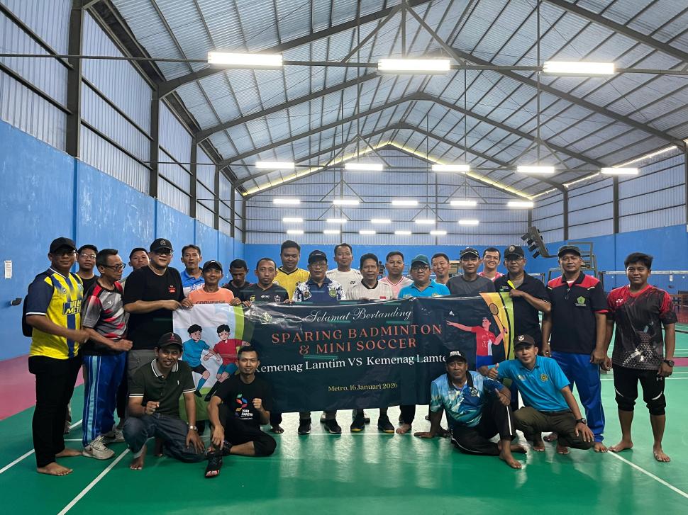 Kemenag Lamtim–Lamteng Gelar Friendly Match Badminton Persahabatan